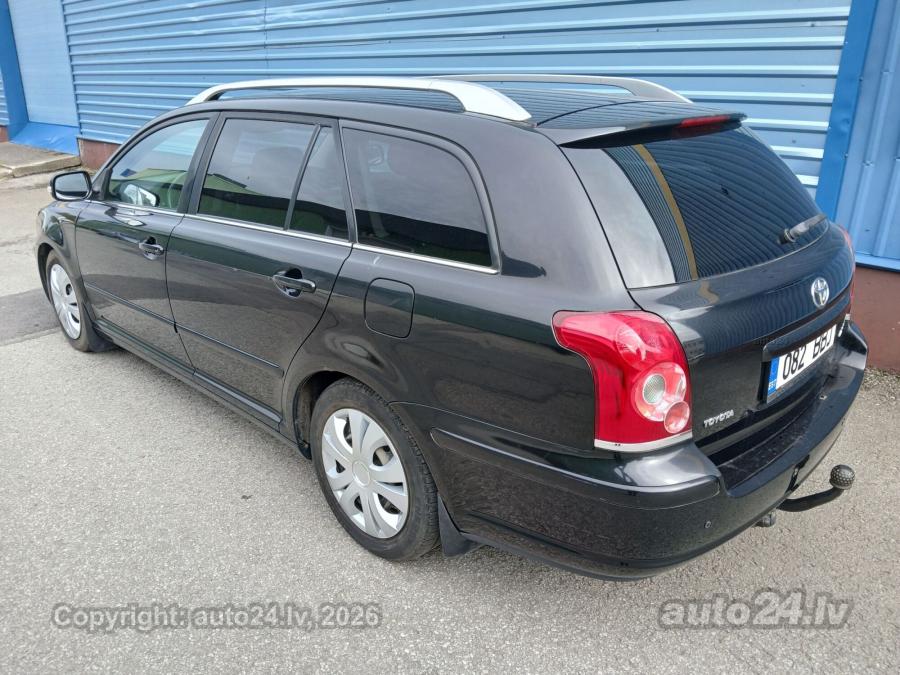 Melns Toyota Avensis 2008 Tallina, ar dzinēja tilpumu 2.00 L un nobraukumu 276 tūkst. km par 2800 €, foto 7 vietnē AUTOMOTO.COM.LV