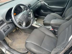 Melns Toyota Avensis 2008 Tallina, ar dzinēja tilpumu 2.00 L un nobraukumu 276 tūkst. km par 2800 €, foto 12 vietnē AUTOMOTO.COM.LV