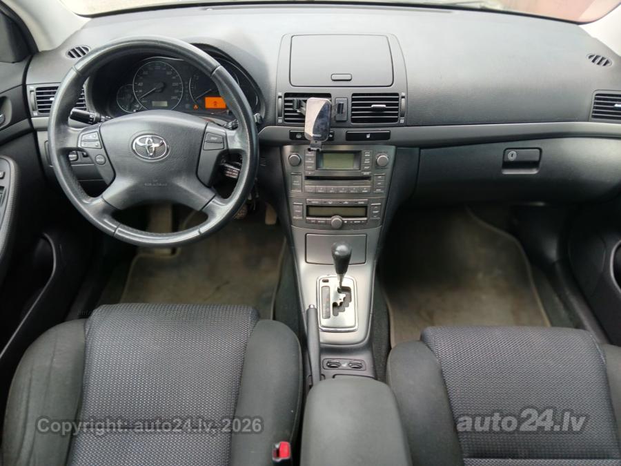 Melns Toyota Avensis 2008 Tallina, ar dzinēja tilpumu 2.00 L un nobraukumu 276 tūkst. km par 2800 €, foto 13 vietnē AUTOMOTO.COM.LV
