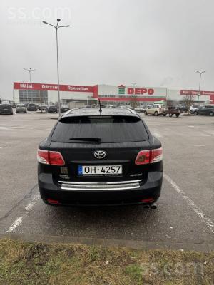 Melns Toyota Avensis 2009 Daugavpils, ar dzinēja tilpumu 2.20 L un nobraukumu 163 tūkst. km par 4900 €, foto 2 vietnē AUTOMOTO.COM.LV