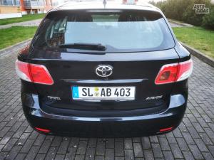 Melns Toyota Avensis 2009 Klaipėda, ar dzinēja tilpumu 2.20 L un nobraukumu 188 tūkst. km par 3990 €, foto 5 vietnē AUTOMOTO.COM.LV