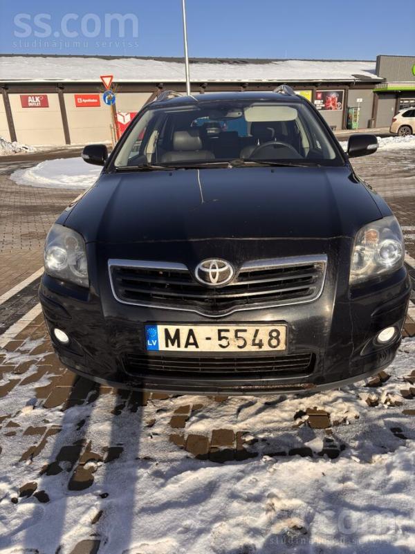 Melns Toyota Avensis 2009 Rīga, ar dzinēja tilpumu 2.00 L un nobraukumu 385 tūkst. km par 3000 €, foto 2 vietnē AUTOMOTO.COM.LV