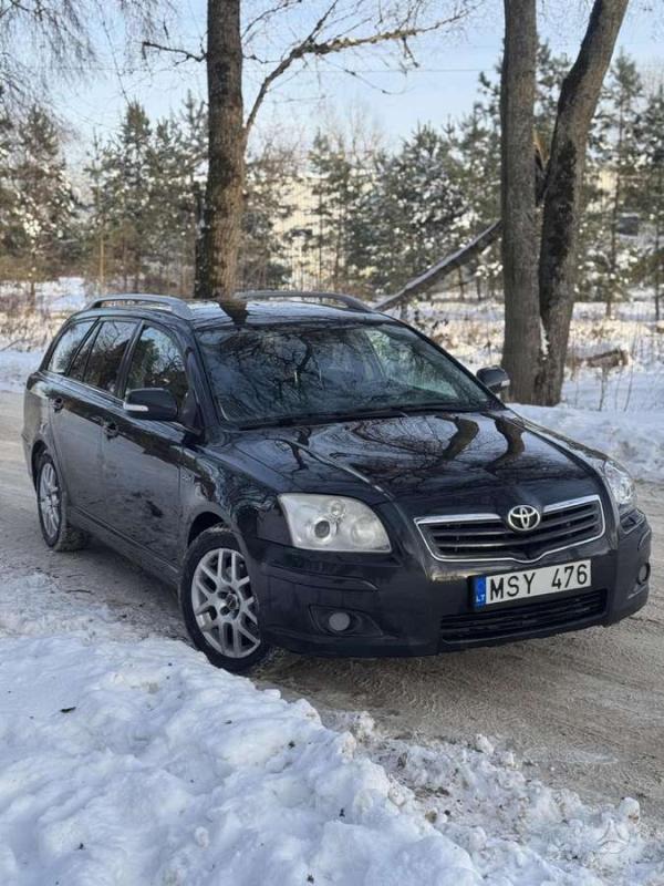 Melns Toyota Avensis 2009 Viļņa, ar dzinēja tilpumu 2.00 L un nobraukumu 354 tūkst. km par 2000 €, foto 3 vietnē AUTOMOTO.COM.LV