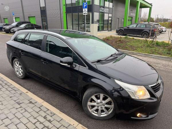 Melns Toyota Avensis 2009 Viļņa, ar dzinēja tilpumu 2.23 L un nobraukumu 330 tūkst. km par 3250 €, foto 7 vietnē AUTOMOTO.COM.LV