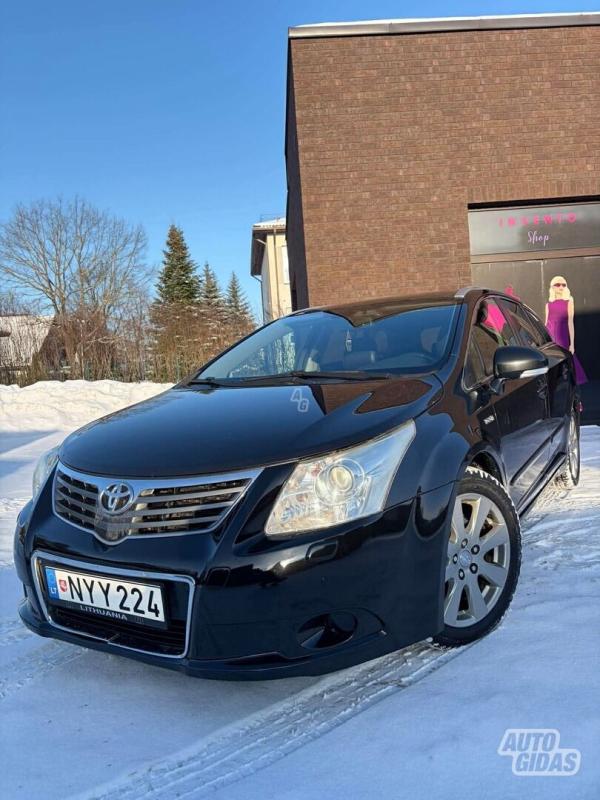 Melns Toyota Avensis 2009 Jonava, ar dzinēja tilpumu 2.20 L un nobraukumu 390 tūkst. km par 3760 €, foto 1 vietnē AUTOMOTO.COM.LV