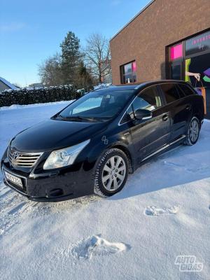 Black Toyota Avensis 2009 in Jonava, with an engine capacity of 2.20 L and mileage of 390 thousand km for 3760 €, photo 6 on AUTOMOTO.COM.LV