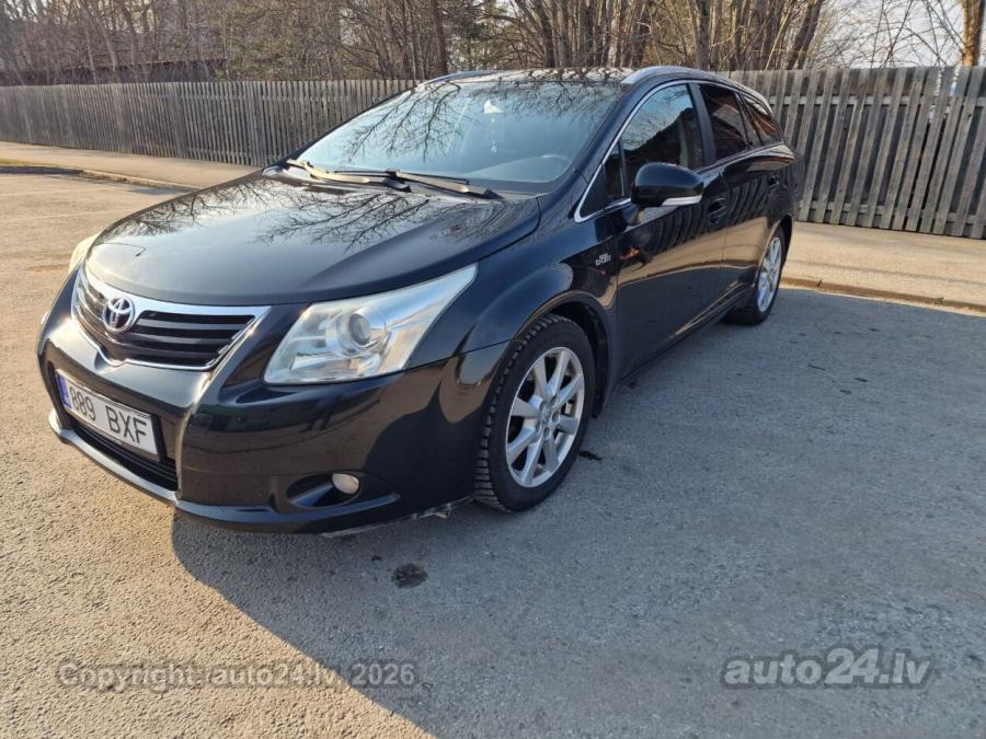 Black Toyota Avensis 2009 in Rakvere, with an engine capacity of 2.20 L and mileage of 228 thousand km for 5000 €, photo 1 on AUTOMOTO.COM.LV