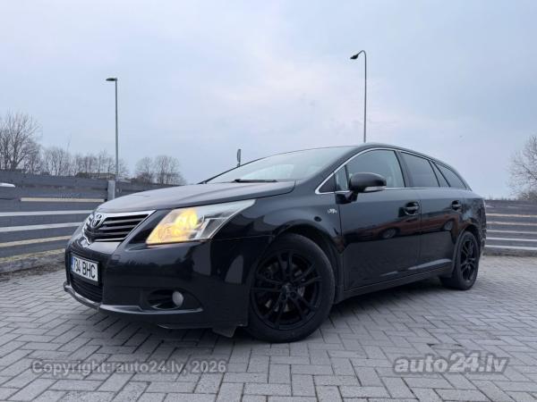 Melns Toyota Avensis 2009 Tallina, ar dzinēja tilpumu 2.20 L un nobraukumu 240 tūkst. km par 5500 €, foto 3 vietnē AUTOMOTO.COM.LV