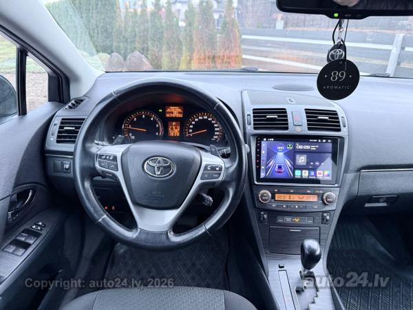 Melns Toyota Avensis 2009 Tallina, ar dzinēja tilpumu 2.20 L un nobraukumu 240 tūkst. km par 5500 €, foto 2 vietnē AUTOMOTO.COM.LV