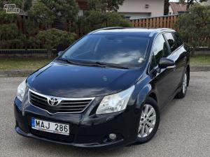 Melns Toyota Avensis 2009 Alīta, ar dzinēja tilpumu 2.00 L un nobraukumu 384 tūkst. km par 3850 €, foto  vietnē AUTOMOTO.COM.LV