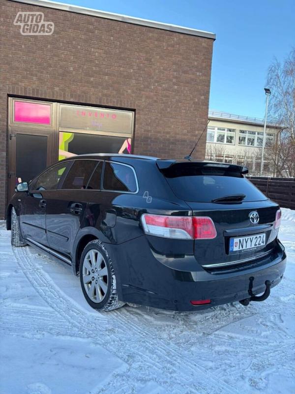 Melns Toyota Avensis 2009 Jonava, ar dzinēja tilpumu 2.20 L un nobraukumu 391 tūkst. km par 2150 €, foto 8 vietnē AUTOMOTO.COM.LV
