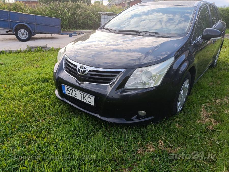 Melns Toyota Avensis 2009 Narva, ar dzinēja tilpumu 2.00 L un nobraukumu 436 tūkst. km par 2200 €, foto 1 vietnē AUTOMOTO.COM.LV