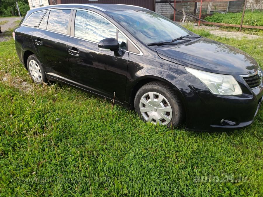 Melns Toyota Avensis 2009 Narva, ar dzinēja tilpumu 2.00 L un nobraukumu 436 tūkst. km par 2200 €, foto 3 vietnē AUTOMOTO.COM.LV