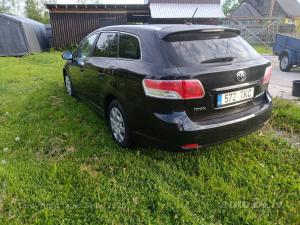 Melns Toyota Avensis 2009 Narva, ar dzinēja tilpumu 2.00 L un nobraukumu 436 tūkst. km par 2200 €, foto 4 vietnē AUTOMOTO.COM.LV