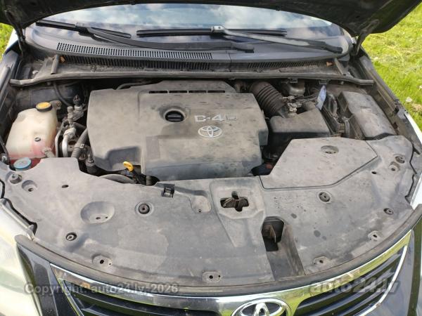 Melns Toyota Avensis 2009 Narva, ar dzinēja tilpumu 2.00 L un nobraukumu 436 tūkst. km par 2200 €, foto 5 vietnē AUTOMOTO.COM.LV