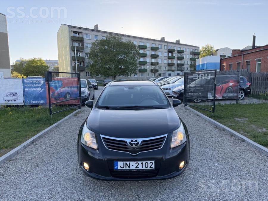 Melns Toyota Avensis 2009 Ventspils, ar dzinēja tilpumu 2.00 L un nobraukumu 370 tūkst. km par 3250 €, foto 3 vietnē AUTOMOTO.COM.LV