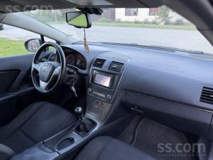 Melns Toyota Avensis 2009 Ventspils, ar dzinēja tilpumu 2.00 L un nobraukumu 370 tūkst. km par 3250 €, foto 13 vietnē AUTOMOTO.COM.LV