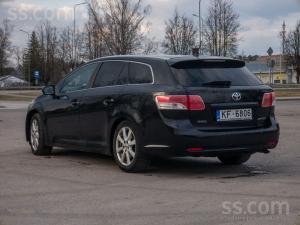 Melns Toyota Avensis 2009 Rīga, ar dzinēja tilpumu 2.20 L un nobraukumu 336 tūkst. km par 3800 €, foto 4 vietnē AUTOMOTO.COM.LV
