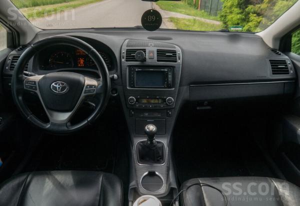Melns Toyota Avensis 2009 Rīga, ar dzinēja tilpumu 2.20 L un nobraukumu 336 tūkst. km par 3500 €, foto 8 vietnē AUTOMOTO.COM.LV