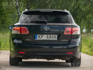 Melns Toyota Avensis 2009 Rīga, ar dzinēja tilpumu 2.20 L un nobraukumu 336 tūkst. km par 3300 €, foto 5 vietnē AUTOMOTO.COM.LV