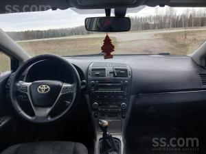 Черный Тойота Авенсис 2009 в Вентспилс, объемом двигателя 2.00 л и пробегом 321 тыс. км за 2300 €, фото 3 на AUTOMOTO.COM.LV