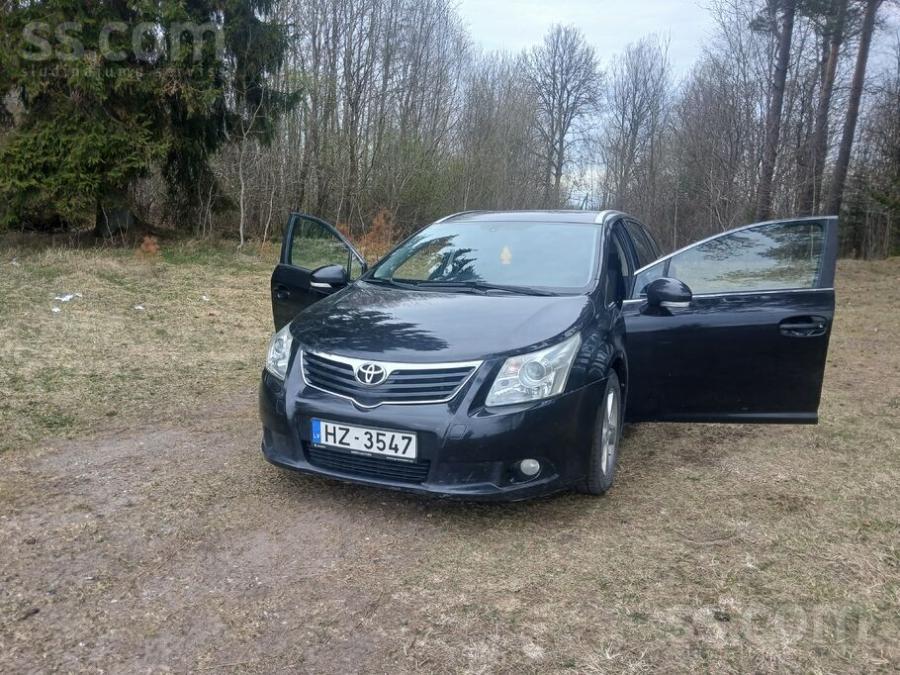 Черный Тойота Авенсис 2009 в Вентспилс, объемом двигателя 2.00 л и пробегом 321 тыс. км за 2300 €, фото 4 на AUTOMOTO.COM.LV