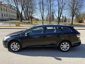 Melns Toyota Avensis 2009 Saldus, ar dzinēja tilpumu 2.20 L un nobraukumu 268 tūkst. km par 3300 €, foto 5 vietnē AUTOMOTO.COM.LV