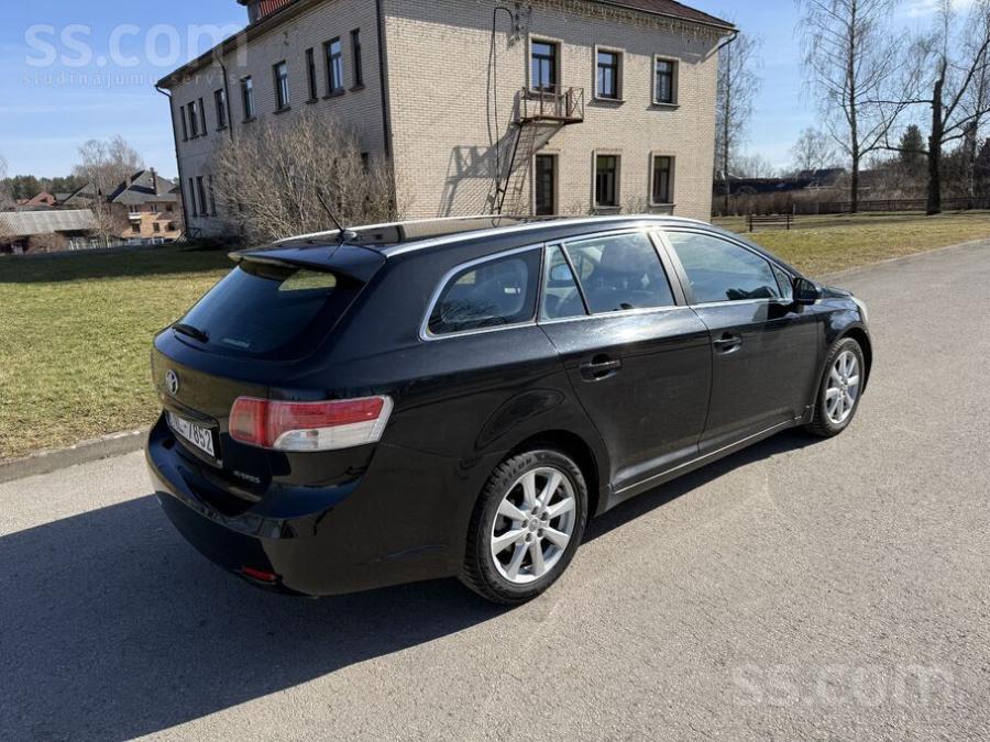 Melns Toyota Avensis 2009 Saldus, ar dzinēja tilpumu 2.20 L un nobraukumu 268 tūkst. km par 3300 €, foto 8 vietnē AUTOMOTO.COM.LV