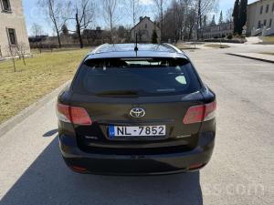 Melns Toyota Avensis 2009 Saldus, ar dzinēja tilpumu 2.20 L un nobraukumu 268 tūkst. km par 3300 €, foto 9 vietnē AUTOMOTO.COM.LV