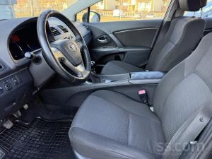 Melns Toyota Avensis 2009 Saldus, ar dzinēja tilpumu 2.20 L un nobraukumu 268 tūkst. km par 3300 €, foto 13 vietnē AUTOMOTO.COM.LV