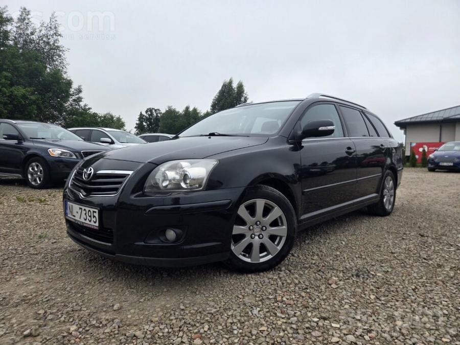 Melns Toyota Avensis 2009 Jelgava, ar dzinēja tilpumu 1.80 L un nobraukumu 0 tūkst. km par 2400 €, foto 1 vietnē AUTOMOTO.COM.LV