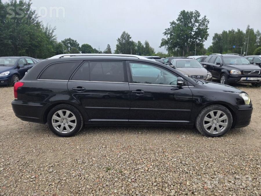 Melns Toyota Avensis 2009 Jelgava, ar dzinēja tilpumu 1.80 L un nobraukumu 0 tūkst. km par 2400 €, foto 6 vietnē AUTOMOTO.COM.LV