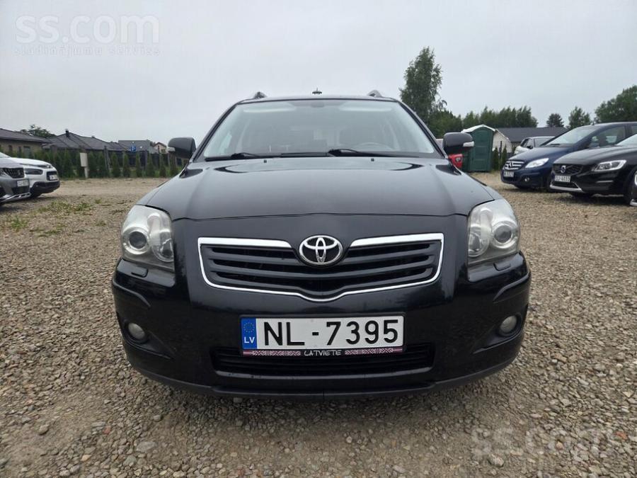 Melns Toyota Avensis 2009 Jelgava, ar dzinēja tilpumu 1.80 L un nobraukumu 0 tūkst. km par 2400 €, foto 10 vietnē AUTOMOTO.COM.LV