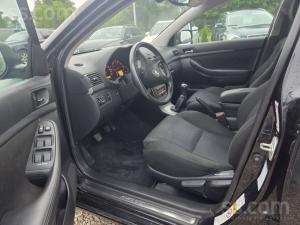Melns Toyota Avensis 2009 Jelgava, ar dzinēja tilpumu 1.80 L un nobraukumu 0 tūkst. km par 2400 €, foto 11 vietnē AUTOMOTO.COM.LV