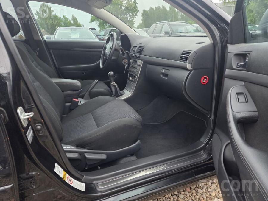 Melns Toyota Avensis 2009 Jelgava, ar dzinēja tilpumu 1.80 L un nobraukumu 0 tūkst. km par 2400 €, foto 12 vietnē AUTOMOTO.COM.LV
