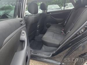 Melns Toyota Avensis 2009 Jelgava, ar dzinēja tilpumu 1.80 L un nobraukumu 0 tūkst. km par 2400 €, foto 16 vietnē AUTOMOTO.COM.LV