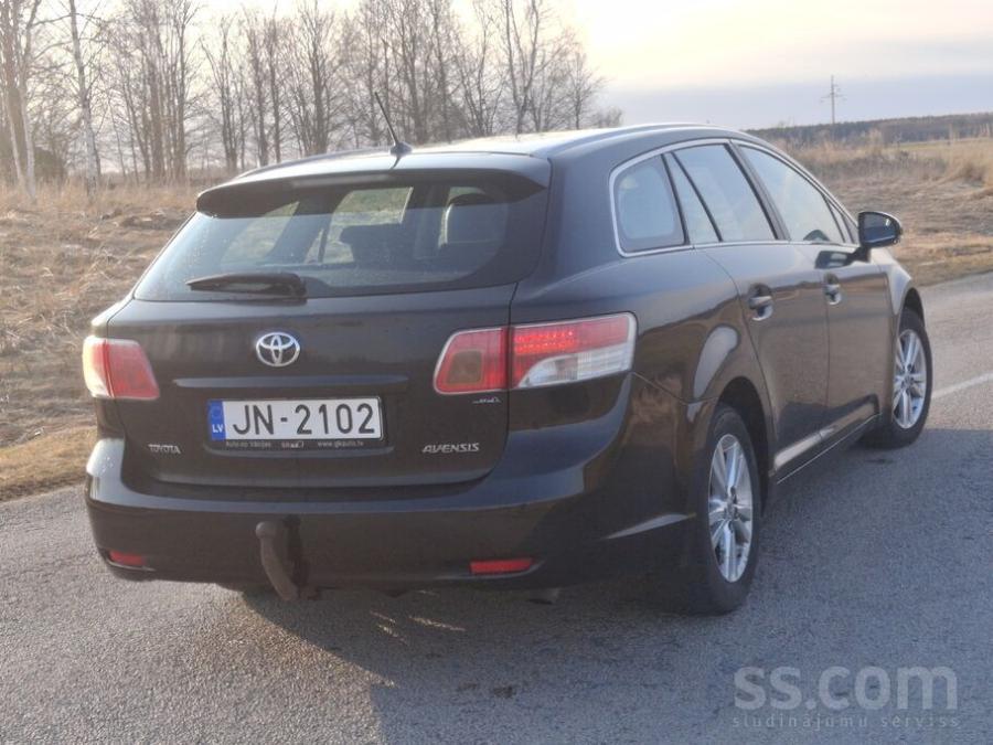 Черный Тойота Авенсис 2009 в Рига, объемом двигателя 2.00 л и пробегом 370 тыс. км за 2500 €, фото 4 на AUTOMOTO.COM.LV