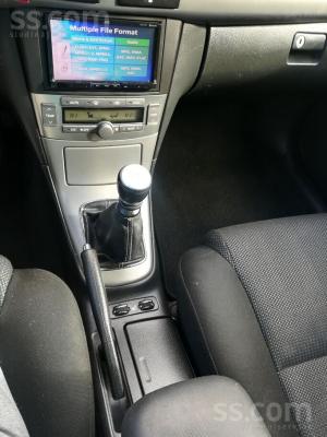 Черный Тойота Авенсис 2009 в Рига, объемом двигателя 2.20 л и пробегом 376 тыс. км за 1500 €, фото 4 на AUTOMOTO.COM.LV