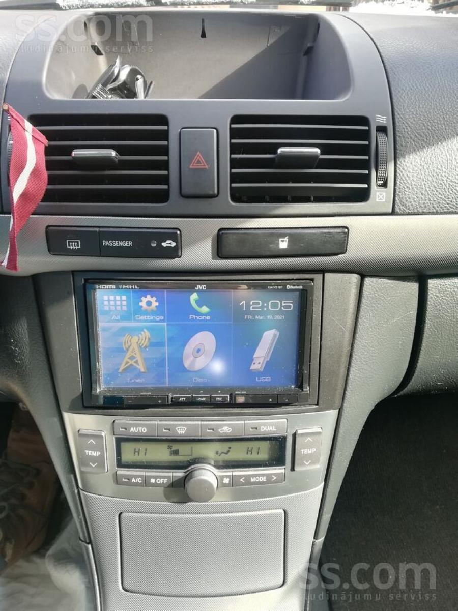 Черный Тойота Авенсис 2009 в Рига, объемом двигателя 2.20 л и пробегом 376 тыс. км за 1500 €, фото 9 на AUTOMOTO.COM.LV