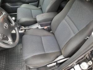 Black Toyota Avensis 2009 in Jekabpils, with an engine capacity of 2.00 L and mileage of 273 thousand km for 4150 €, photo 12 on AUTOMOTO.COM.LV