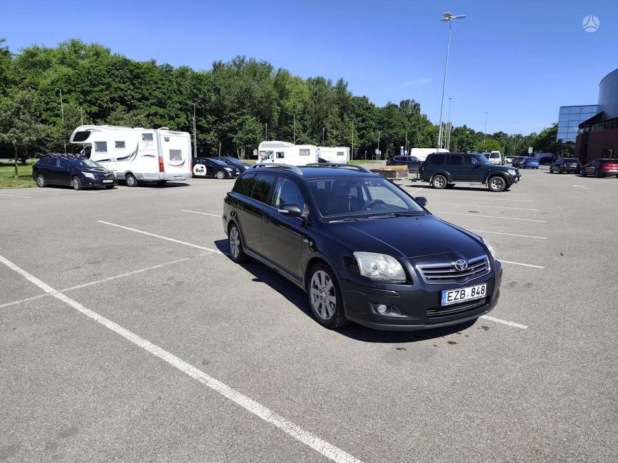 Melns Toyota Avensis 2009 Klaipėda, ar dzinēja tilpumu 2.23 L un nobraukumu 275 tūkst. km par 3100 €, foto 10 vietnē AUTOMOTO.COM.LV