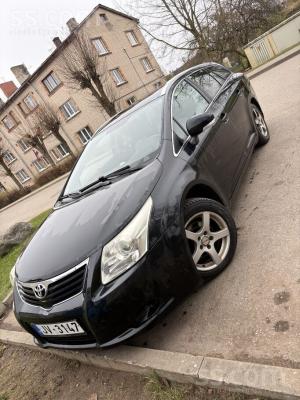 Черный Тойота Авенсис 2009 в Екабпилс, объемом двигателя 2.00 л и пробегом 0 тыс. км за 2600 €, фото  на AUTOMOTO.COM.LV