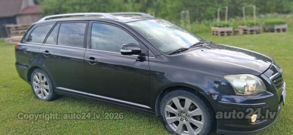 Black Toyota Avensis 2009 in Parnu, with an engine capacity of 2.00 L and mileage of 184 thousand km for 2500 €, photo 6 on AUTOMOTO.COM.LV