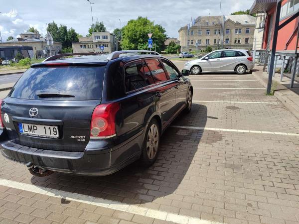 Melns Toyota Avensis 2009 Viļņa, ar dzinēja tilpumu 2.00 L un nobraukumu 377 tūkst. km par 850 €, foto 4 vietnē AUTOMOTO.COM.LV