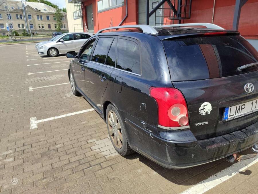 Melns Toyota Avensis 2009 Viļņa, ar dzinēja tilpumu 2.00 L un nobraukumu 377 tūkst. km par 850 €, foto 6 vietnē AUTOMOTO.COM.LV