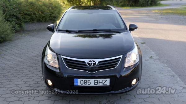 Black Toyota Avensis 2009 in Tallinn, with an engine capacity of 2.20 L and mileage of 387 thousand km for 3900 €, photo 2 on AUTOMOTO.COM.LV