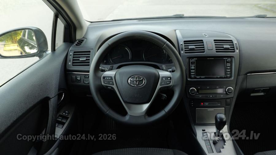 Melns Toyota Avensis 2009 Tallina, ar dzinēja tilpumu 2.20 L un nobraukumu 387 tūkst. km par 3900 €, foto 8 vietnē AUTOMOTO.COM.LV