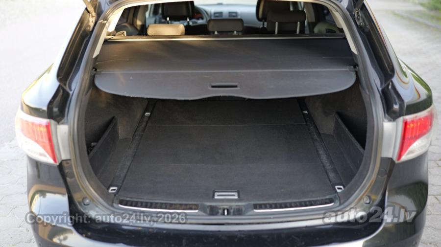 Melns Toyota Avensis 2009 Tallina, ar dzinēja tilpumu 2.20 L un nobraukumu 387 tūkst. km par 3900 €, foto 12 vietnē AUTOMOTO.COM.LV