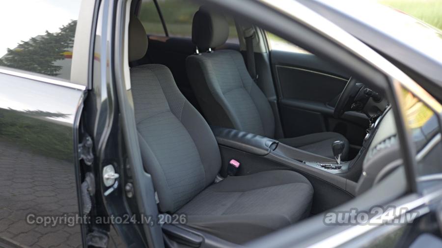 Melns Toyota Avensis 2009 Tallina, ar dzinēja tilpumu 2.20 L un nobraukumu 387 tūkst. km par 3900 €, foto 15 vietnē AUTOMOTO.COM.LV