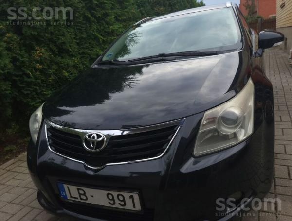Black Toyota Avensis 2009 in Bauska, with an engine capacity of 2.00 L and mileage of 261 thousand km for 4300 €, photo 2 on AUTOMOTO.COM.LV